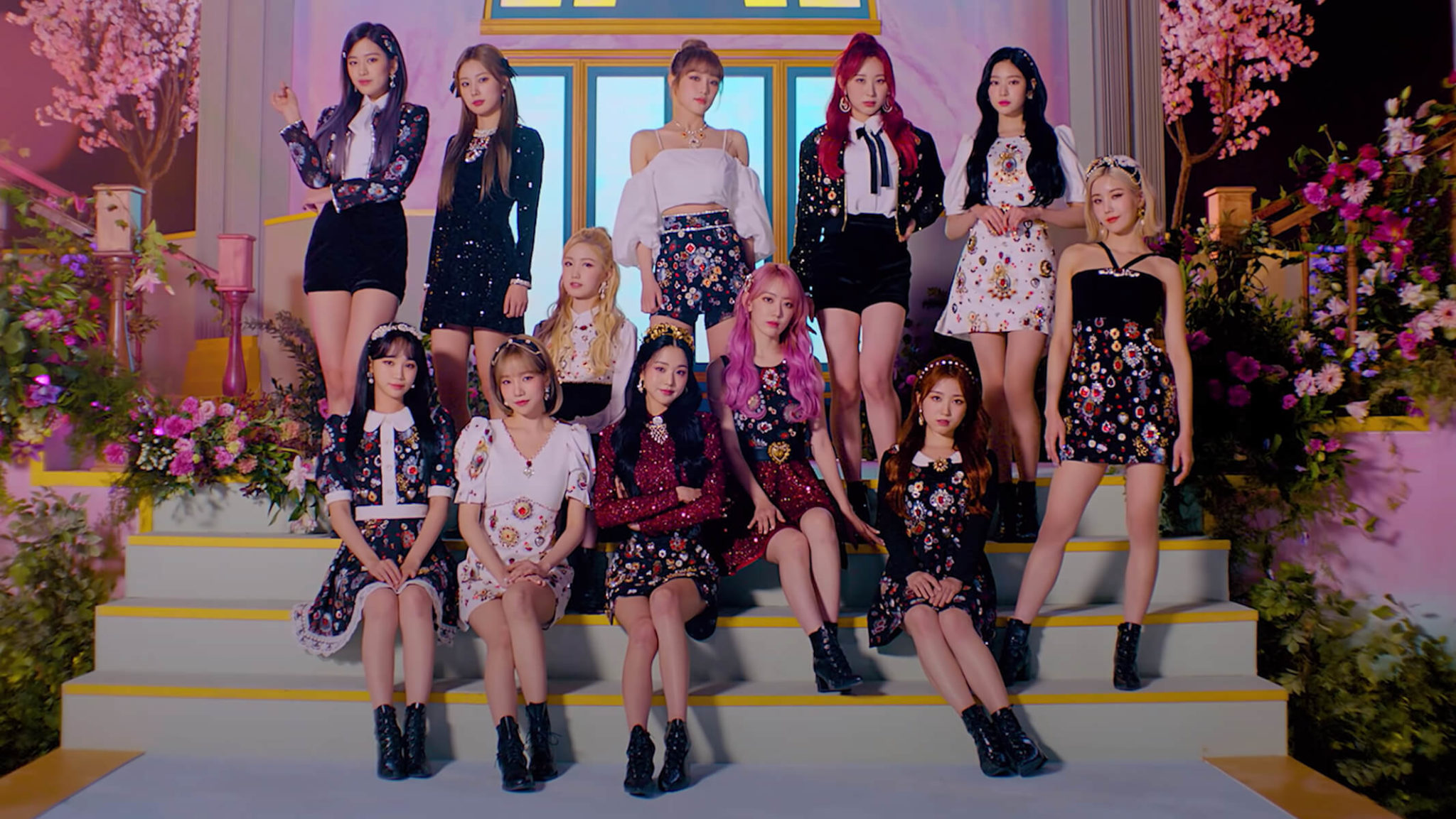 IZ*ONE 「Panorama」美しく幻想的な雰囲気あふれるダンサブルな楽曲！ | K-POP Generation